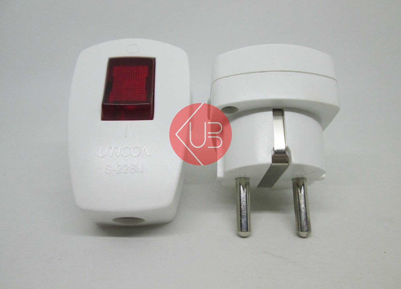 Uticon Steker Saklar Lampu S-228 N - Karya Utama Bersama
